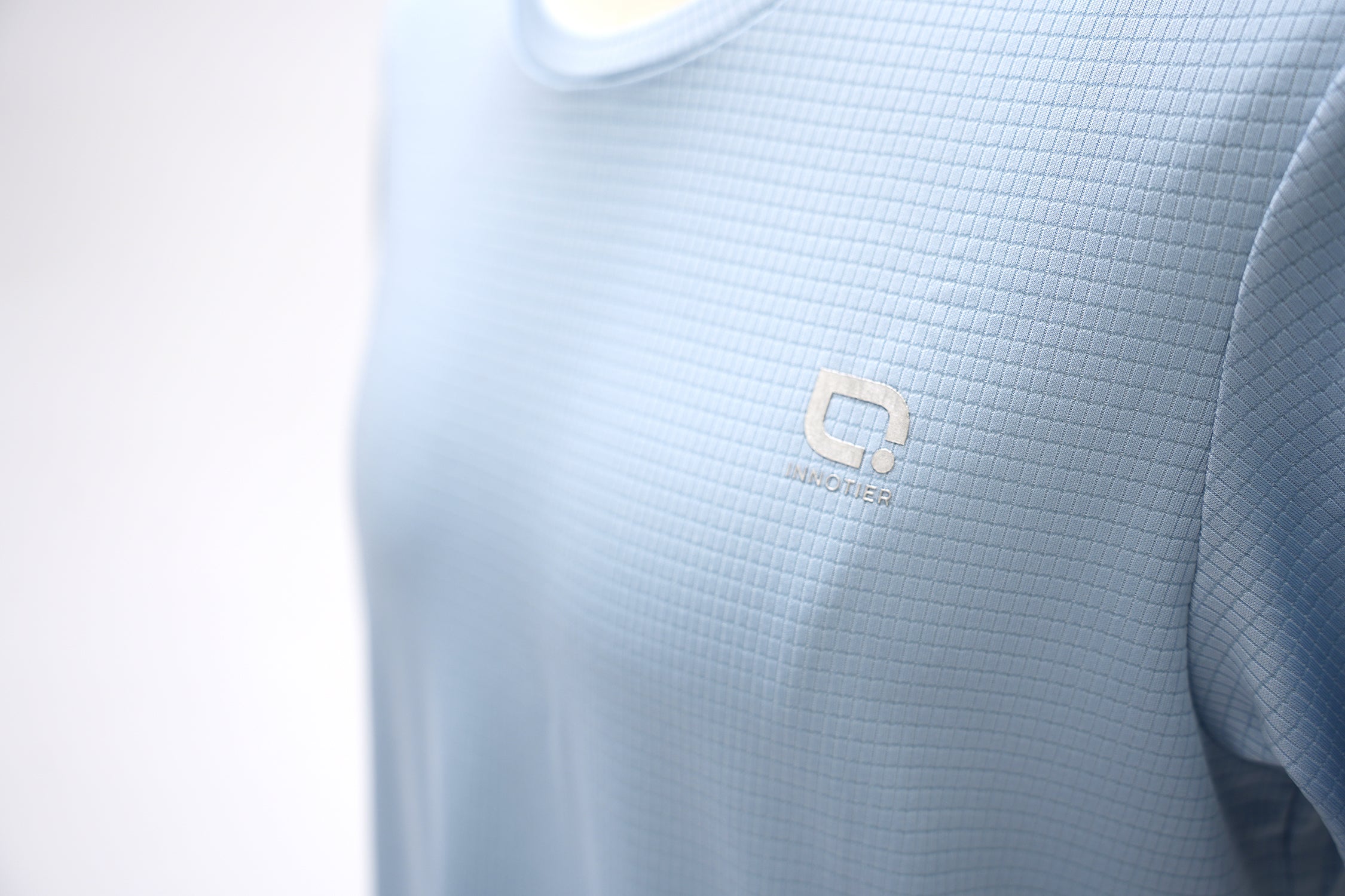 Unisex's Antiviral Vertex Air Chilly Tee – INNOTIER